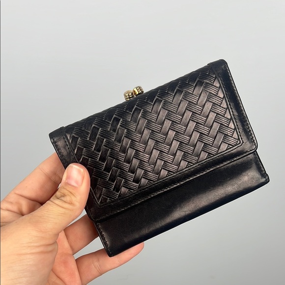 Brahmin | Bags | Brahmin Small Trifold Leather Snap Kiss Lock Woven ...